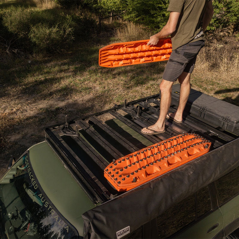 Maxtrax Flat Rack Mount Xtreme XMPS with Universal Mounting